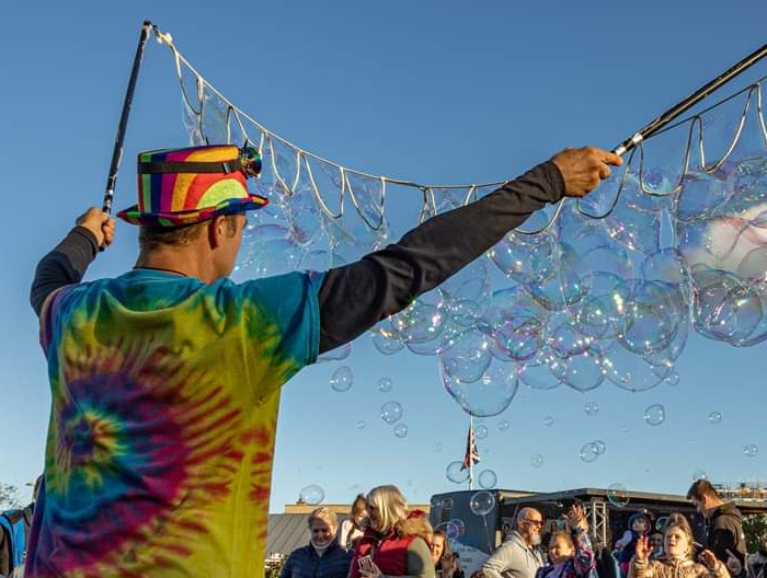 Bubbleologist for Hire | Bubble Magic Delight at Any Event